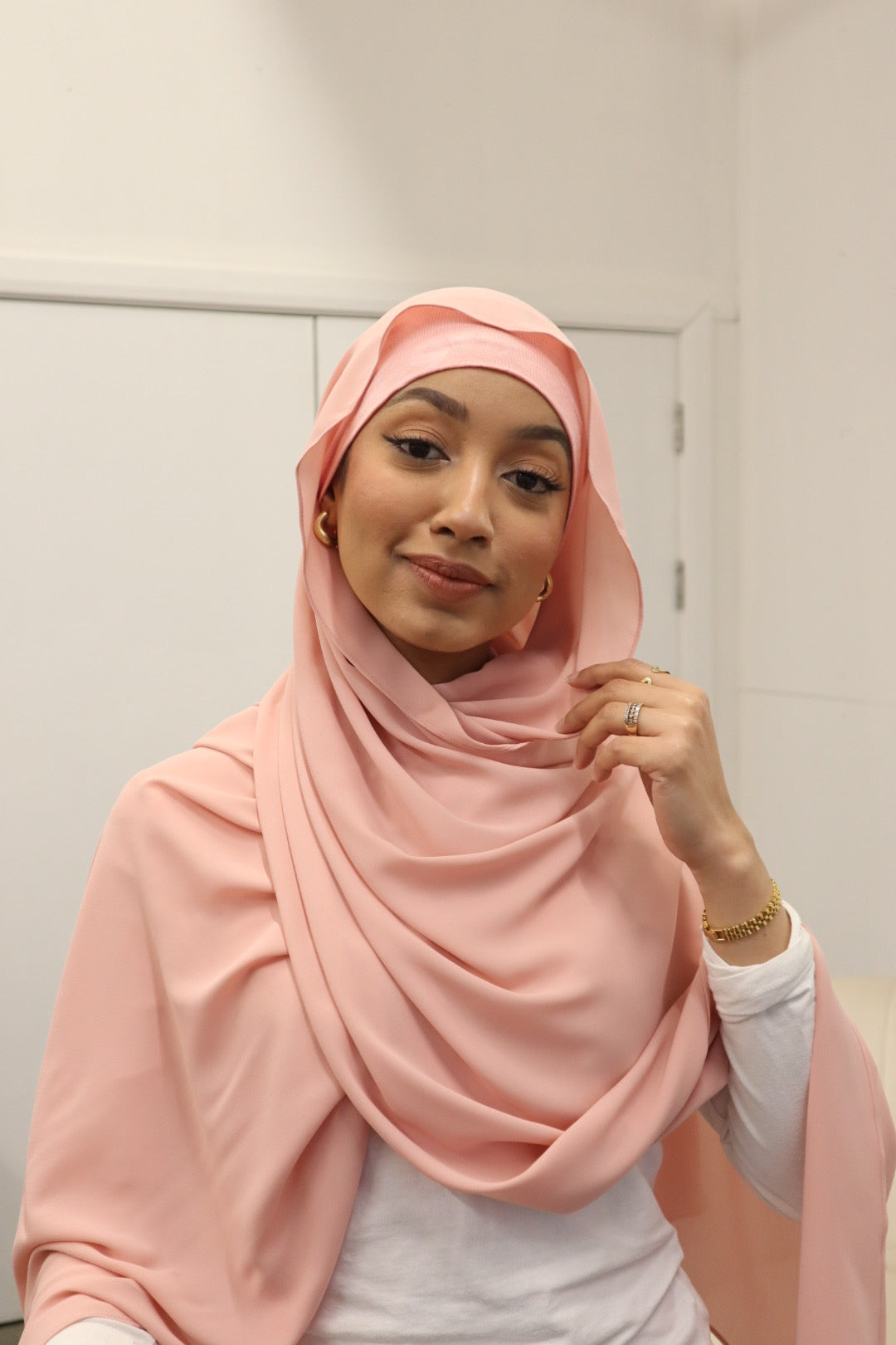 Flowy Chiffon Instant Hijab - Powder Pink – SARRABI LTD